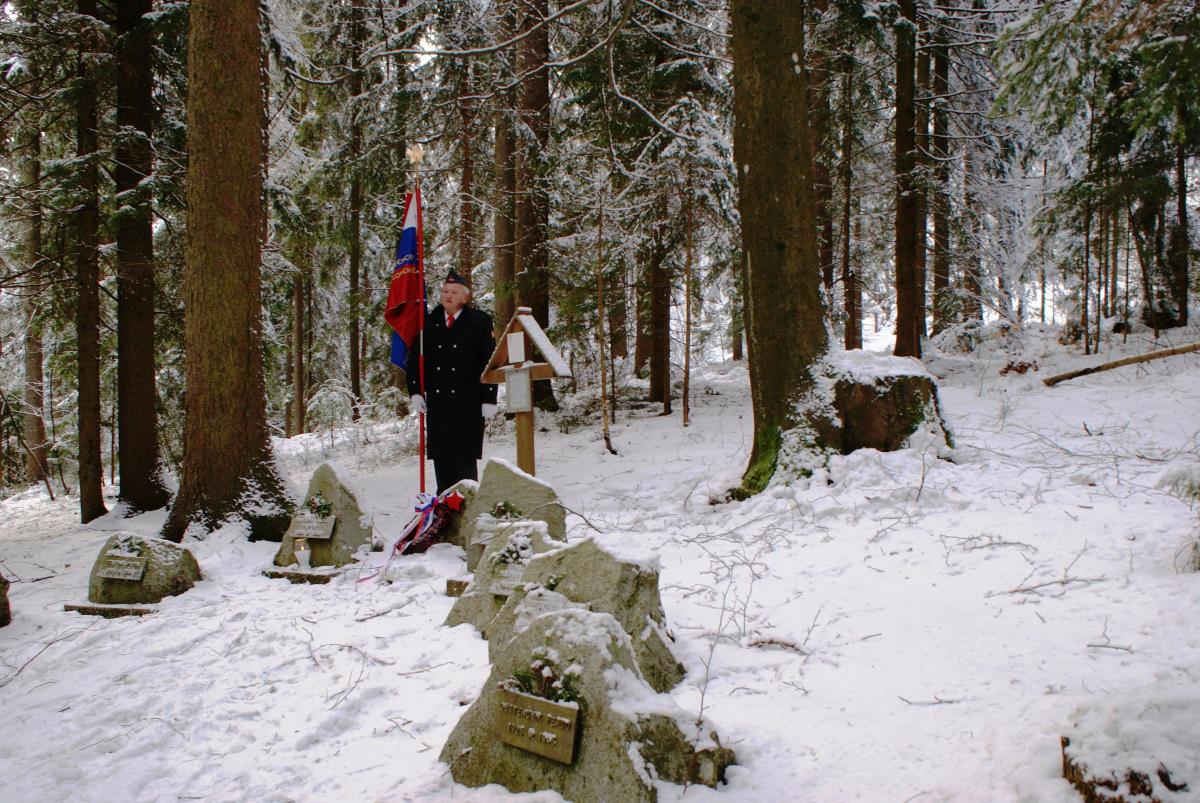 Spomin na talce pri sveti Neži - ravne.si